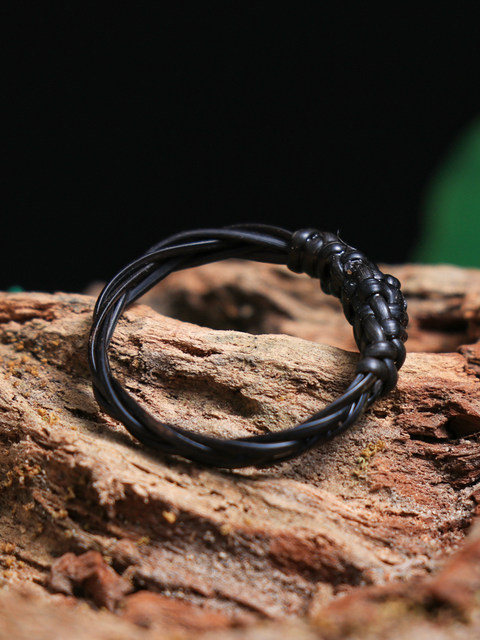 Thai Buddha Amulet Puna Kong Ring Handmade Braided Ring
