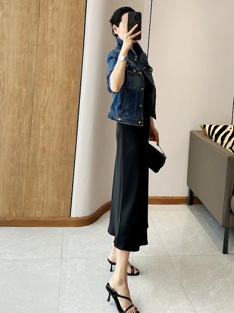 C2785 Fashionable Paris old store, full of high and touch! All-match ...