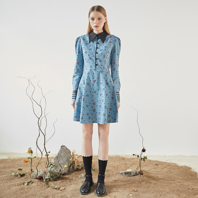 Xunruo smoked Ruo Ouyang Nana's same flower wave dot tip long -sleeved long -sleeved dress ...