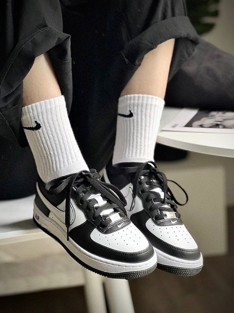 Nike Air Force 1 Air Force 1 AF1 black and white panda university blue ...