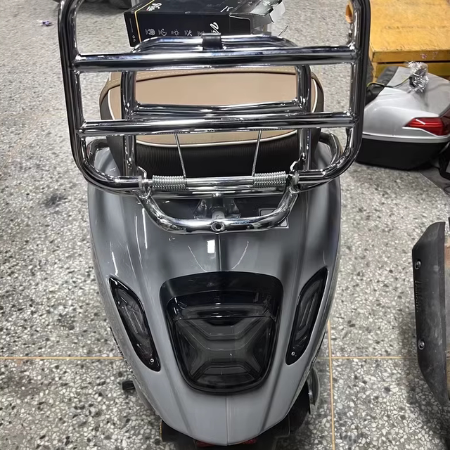 Suitable for vespa spring sprint 150 black Rittal tail light lightning ...