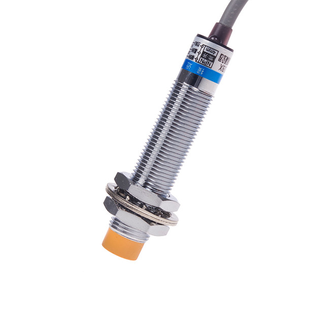 M12 Shanghai Industrial Proximity Switch LJ12A3-4-Z/BX three-wire 24V ...