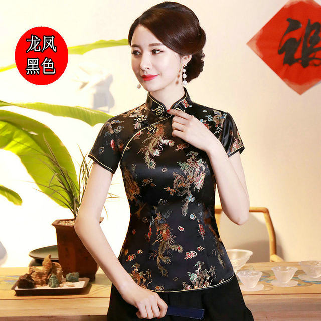 Classic Tang suit Chinese cheongsam top promotion catwalk event ...