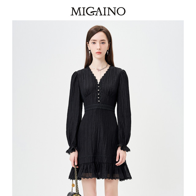 Manyano temperament dress women's 2024 new autumn V-neck slim ruffle skirt