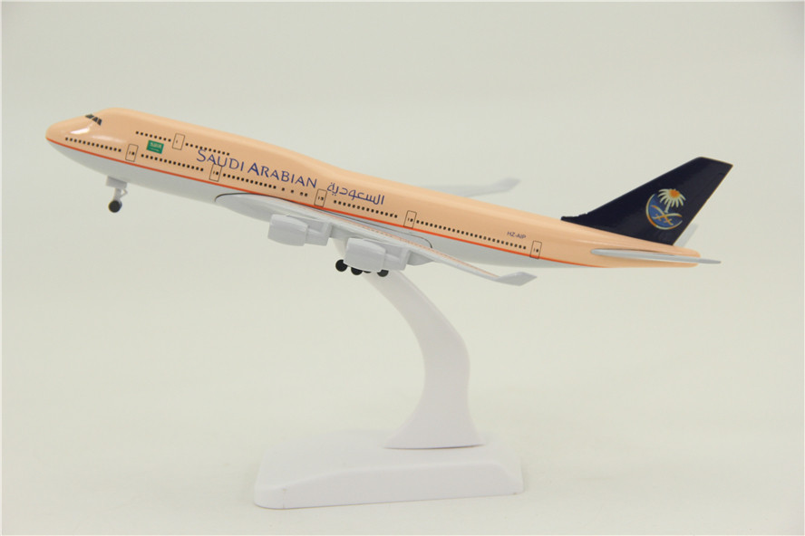 Solid alloy aircraft model Boeing B747-400 Saudi Airlines wheeled ...