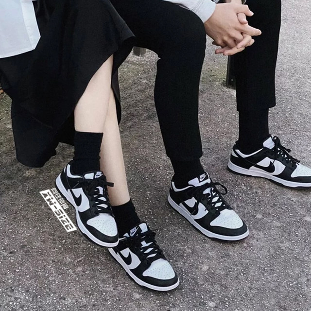 Yearning for Sports Nike/Nike DunkLow Couple Black and White Panda ...