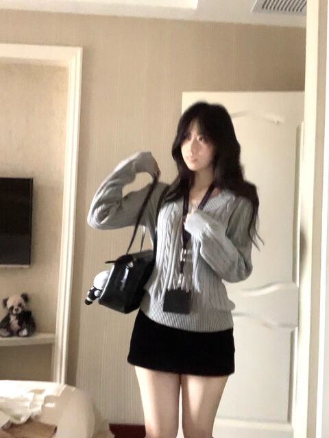 Hun Tun【Vintage】Twisted Sweater Dj Custom-Made with 32-Count Yarn, High ...