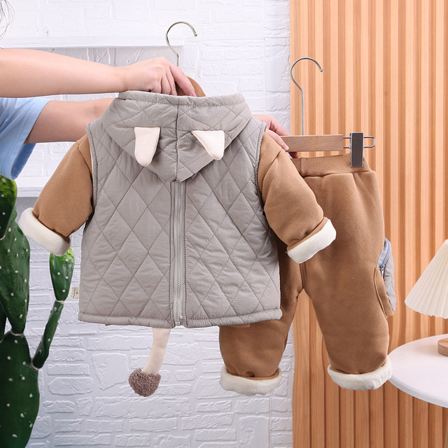 Baby winter clothing set boys' velvet thickened three-piece set 2024 ...