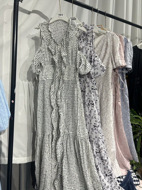 Flower series boutique spot 2024 Xia Xin style off -the -shoulder wave ...