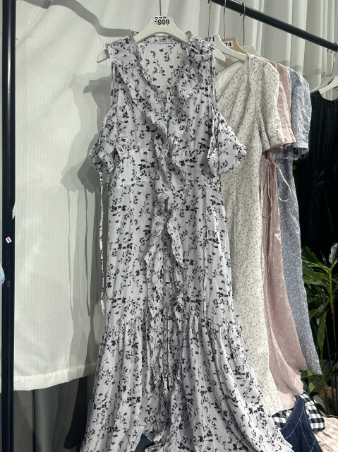 Flower series boutique spot 2024 Xia Xin style off -the -shoulder wave ...