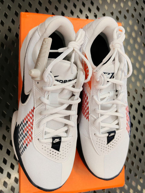 Nike Air Zoom G.T. Cut Academy Black and White Men's Low Top Basketball ...