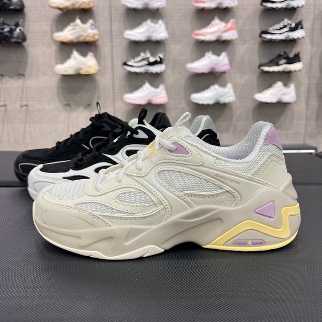 SKECHERS Sky Men and Women's Bubbles Bear Waves Light Utilized Daddy ...