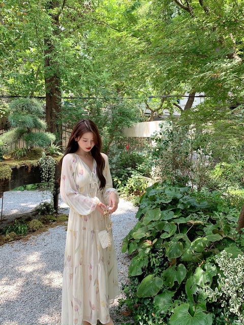 Zhao Baoni Ancient Castle Garden Romantic Fairy Floating Dress Women's ...