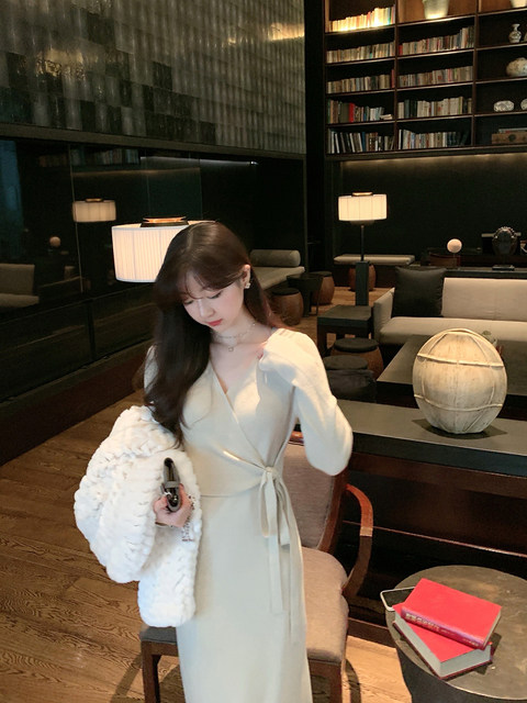 Zhao Baoni intellectual and elegant 30 wool knitted encrypted lace-up ...