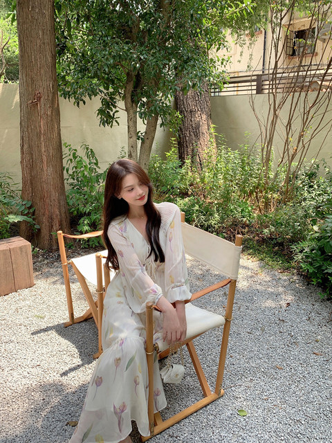 Zhao Baoni Ancient Castle Garden Romantic Fairy Floating Dress Women's ...