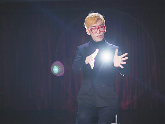 Daren show the same floating light ldimension suspended floating Douyin ...