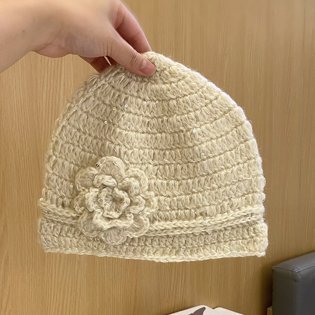 Hat women's niche hand-crocheted three-dimensional flower pullover hat ...