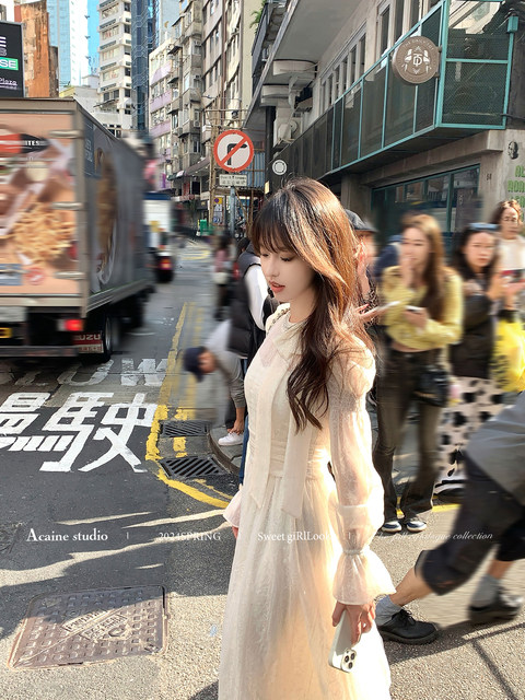 Acaine Spring Verona/Solid Color Bell Sleeve Round Neck Waist Dress ...