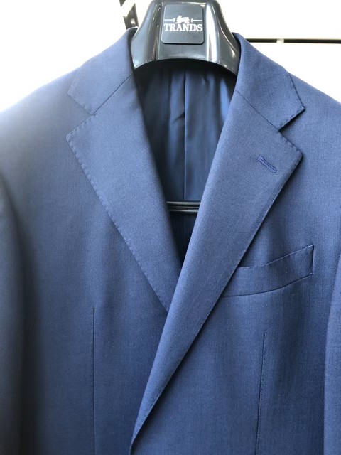 Dayang Chuanshi men's TRANDS suit British Dome wool fabric navy blue ...