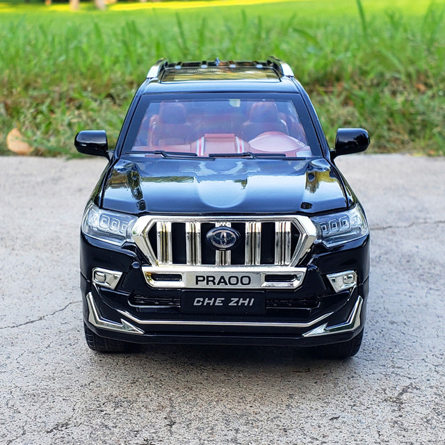 1:24 Toyota Prado domineering alloy car model simulation metal car ...