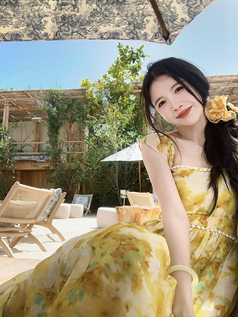 Yu Xiaoping Kaitlin Slot Liney Sea Beach Waist Sweet Spicy Straight Top/Dress