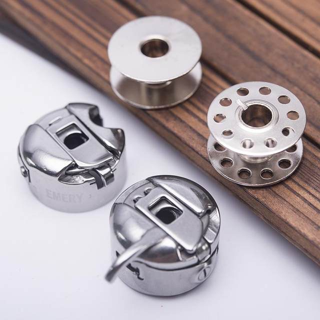 Old-fashioned sewing machine butterfly household pedal old-fashioned ...