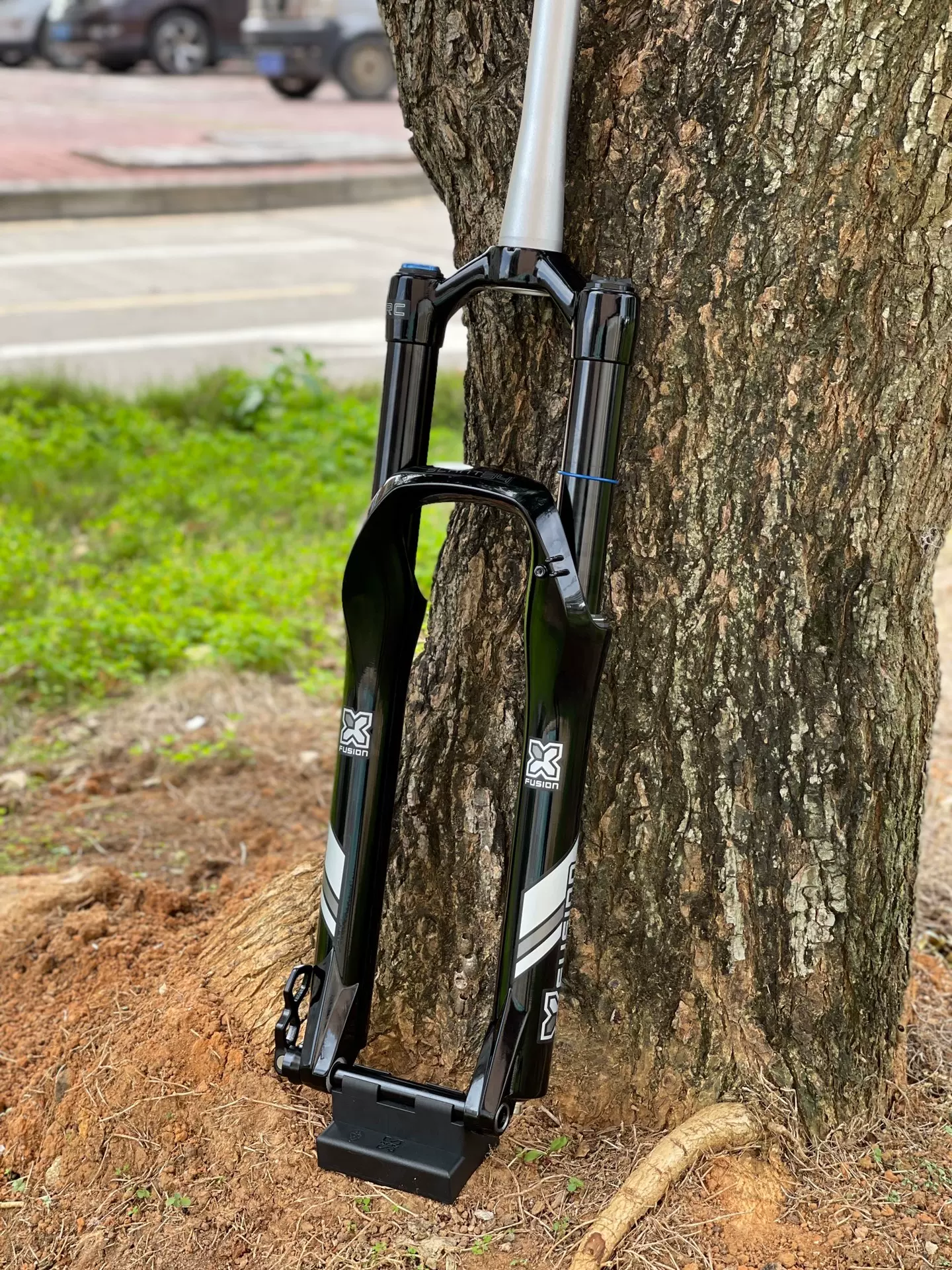 X Fusion Slant 26 genuine fork Mountain