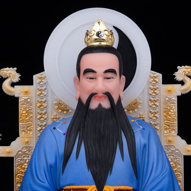 Kangsheng Sanqing Taoist Ancestor statue is enshrined at home in the ...