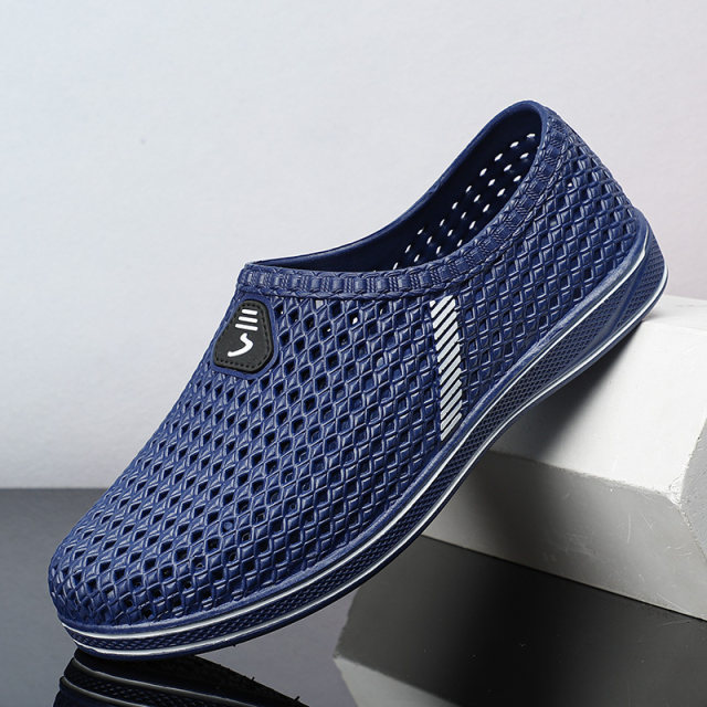 2024 New Croc Shoes Men's Breathable Lightweight Anti-Slip Beach Shoes ...