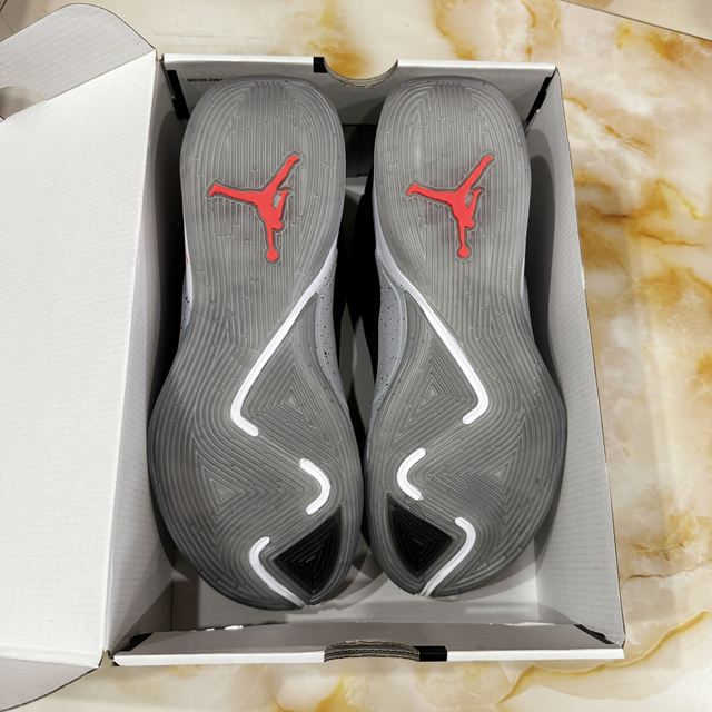 Jordanluka2 Dongcic second generation black-gray red purple Nike actual ...