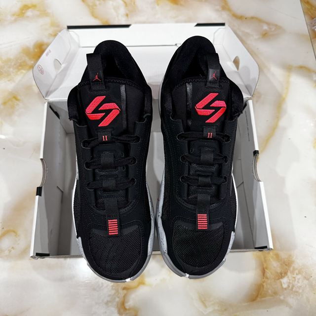 Jordanluka2 Dongcic second generation black-gray red purple Nike actual ...