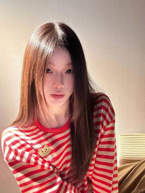 The same new striped long -sleeved T -shirt women's loose casual ...