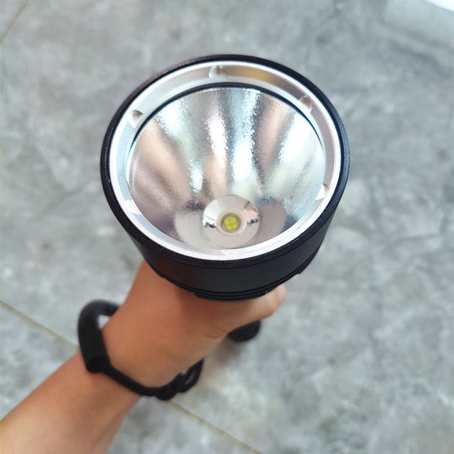 Diving flashlight strong light charging super bright waterproof ...
