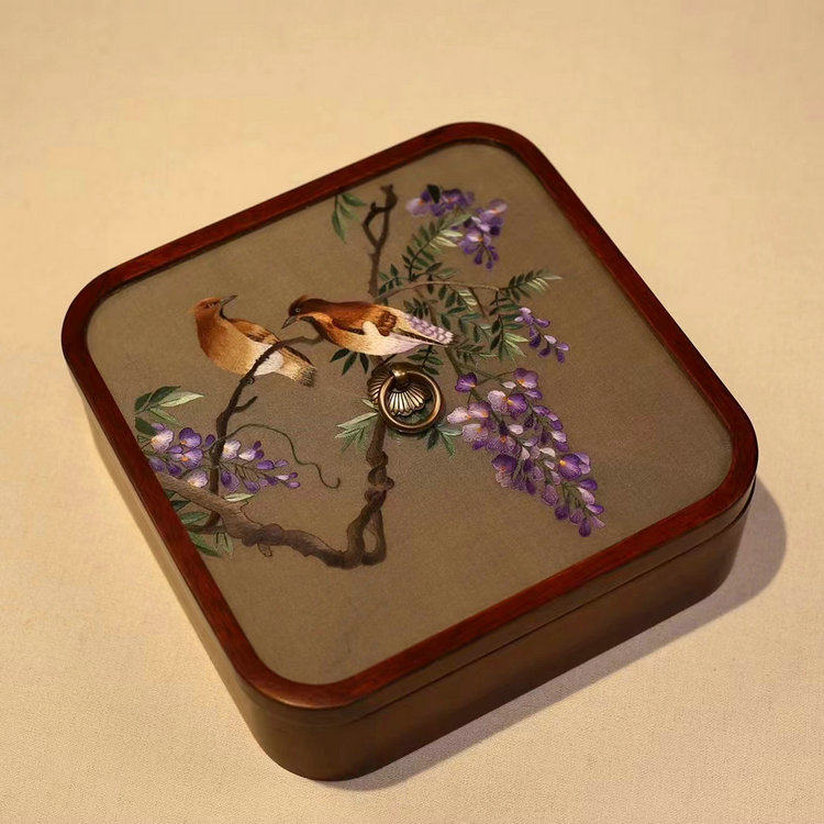 Purely handmade Suzhou embroidery solid wood creative candy storage box ...