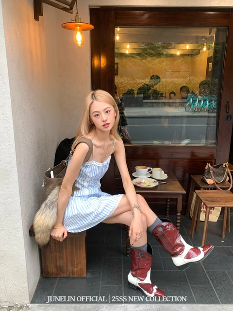 June Lin Korean Blogger's Same Style Sweet and Spicy Girl Ruffled ...