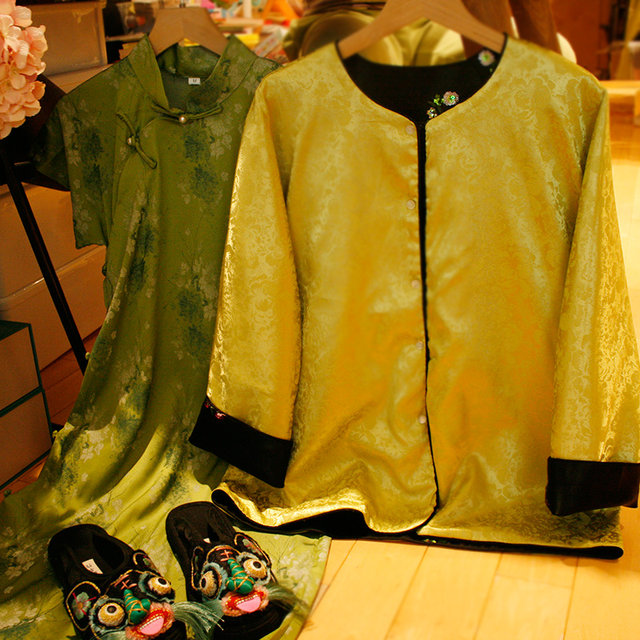 Yiyi's little flower bush double-sided three-dimensional beaded ...