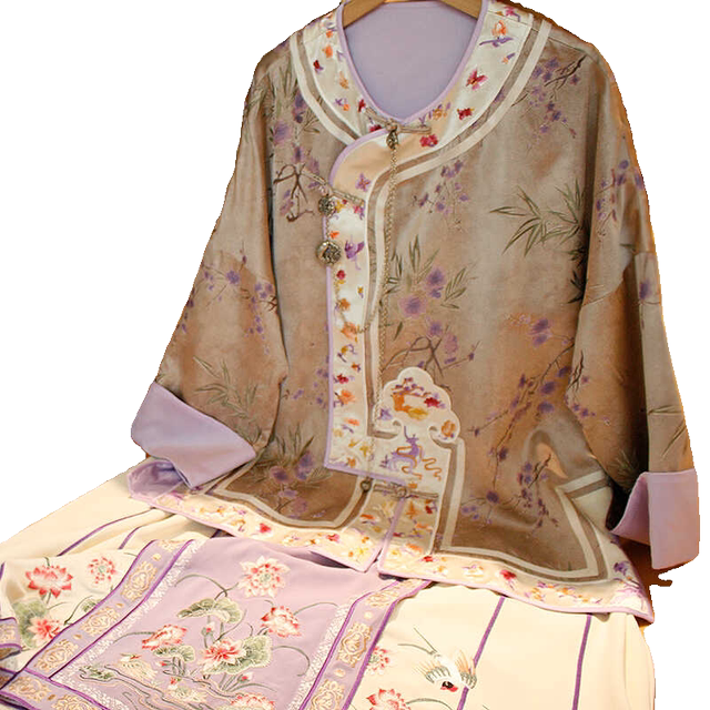 Yiyi's Nine-Color Deer Embroidered Round-Neck Pipa-Collar Jacquard ...