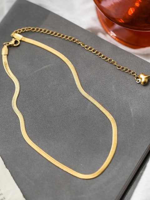 Do not lose color 2023 new light luxury niche golden neck chain design ...