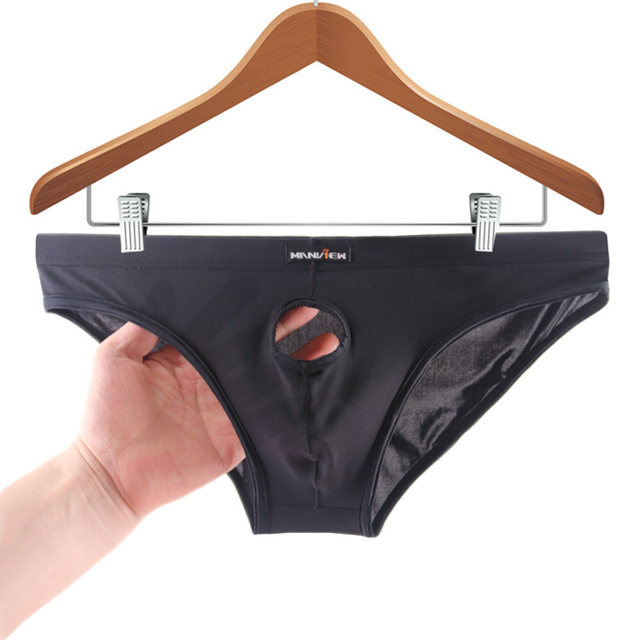 Postoperative separation of men's underwear exposed triangle jj couple ...