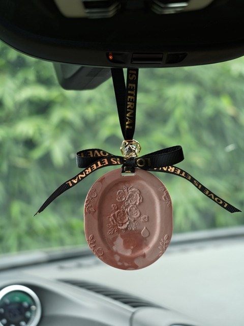 Auto car aromatherapy pendant rose retro high -level sensor car ...