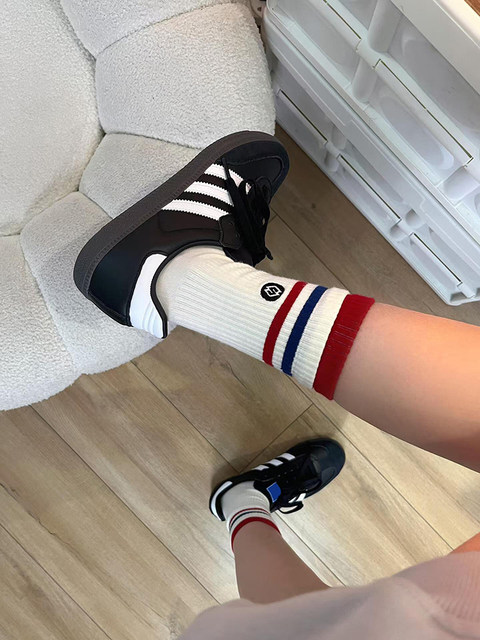 Official website authentic black German training shoes three-bar ...