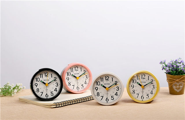 Genuine RHYTHM Japanese clock silent sweep seconds small alarm clock ...