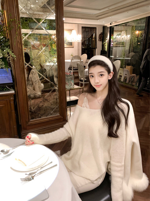 Ruoyu customization Lusi atmosphere mohair wool oblique top sexy women ...
