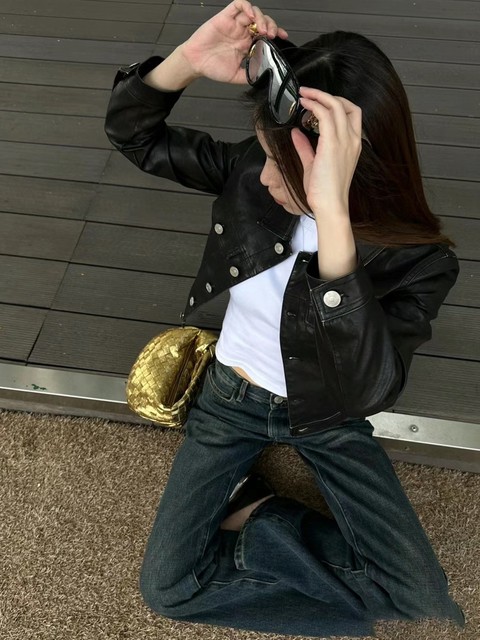 Old-shoulder slim leather jacket, simple and stylish PU leather jacket