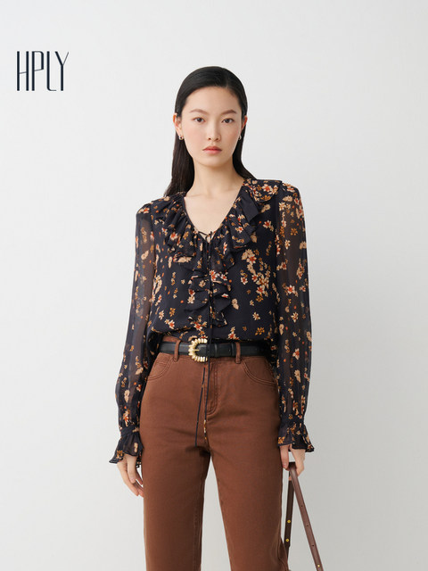 HPLY Hebili Autumn New Wrinkled Ruffle V-neck Lotus Pattern Top