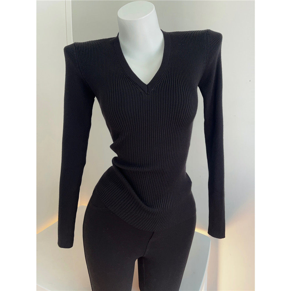 BI enters! Variable basic model! Deep V -neck sexy body, thin long ...