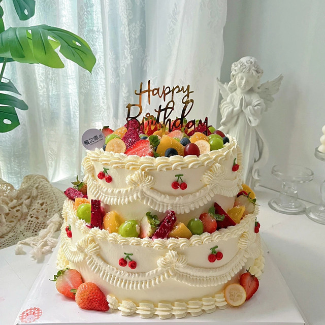 New fruit double-layer birthday cake Hangzhou, Ningbo, Nanning, Kunming ...