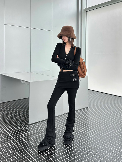 IAMC Plus Germany knit sweater inside micro -flared pants casual pants ...