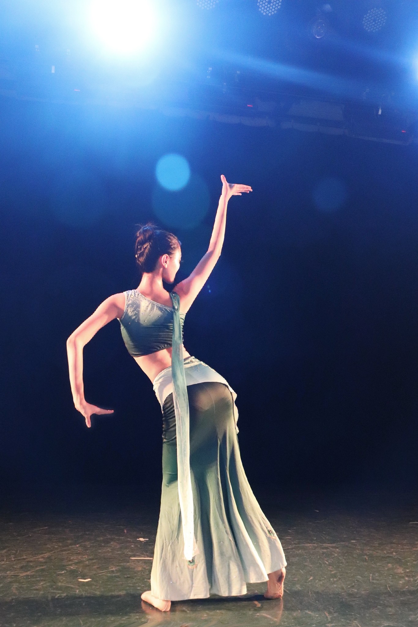 Practice the Dai clothing female national trench coat art test peacock ...