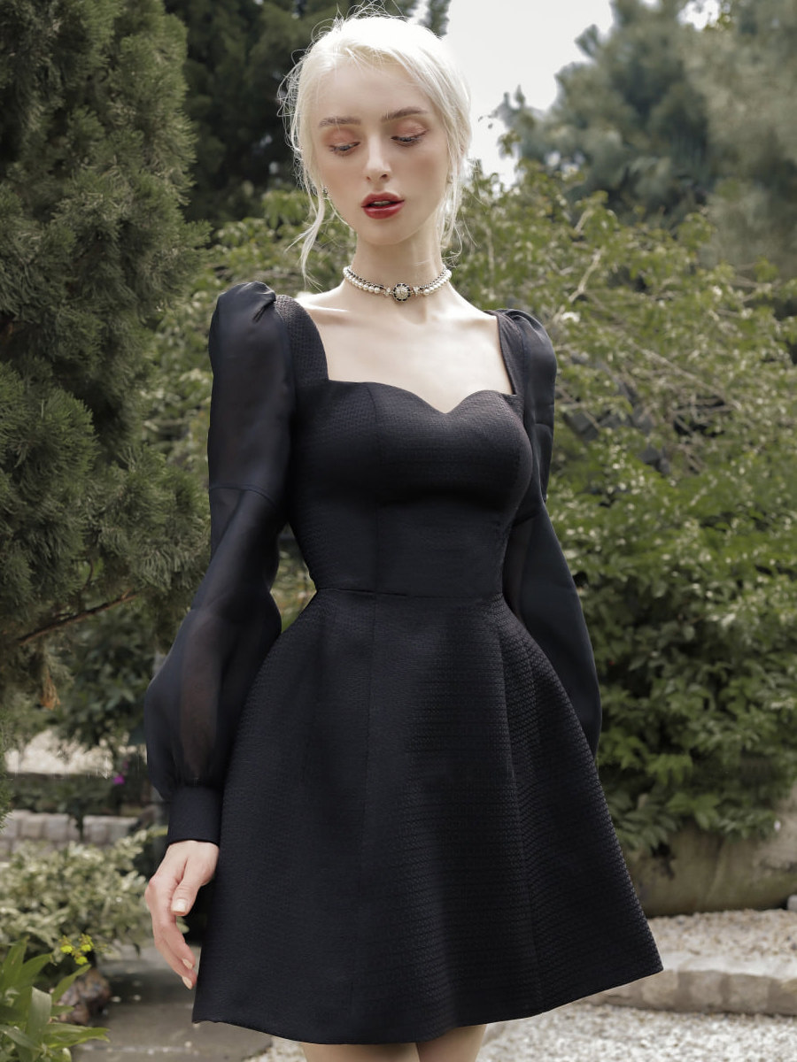 Retro and exquisite Hepburn style A-line fluffy princess little black ...